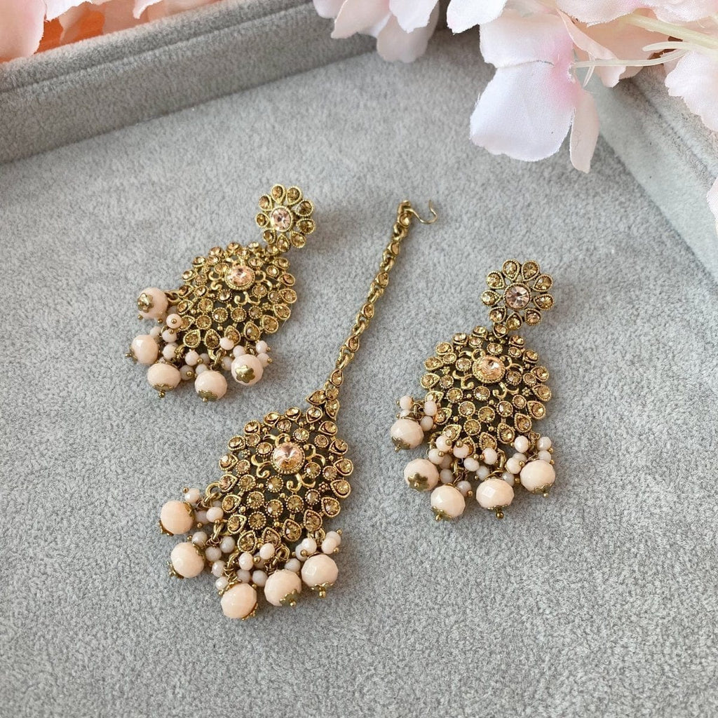 Small Antique Earrings and Tikka sets – SOKORA JEWELS